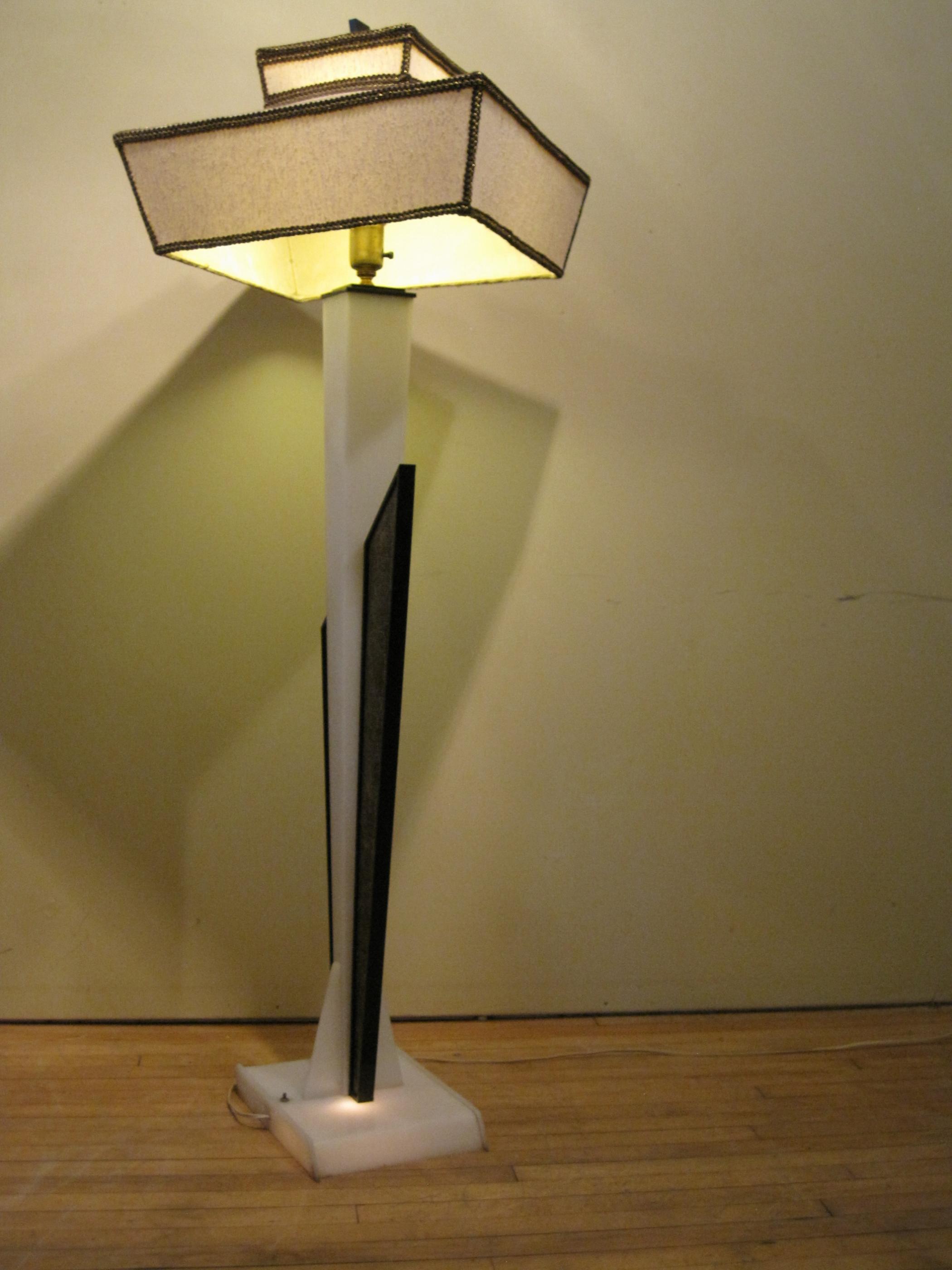 Mid Century Modern MCM Moss Lucite Floor Lamp | Modernism