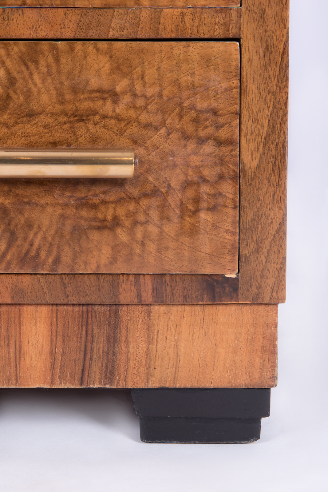 French Art Deco Chest in Bookmatched Walnut Veneers | Modernism