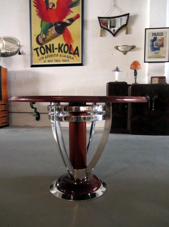 American Art Deco Streamline Center Table | Modernism